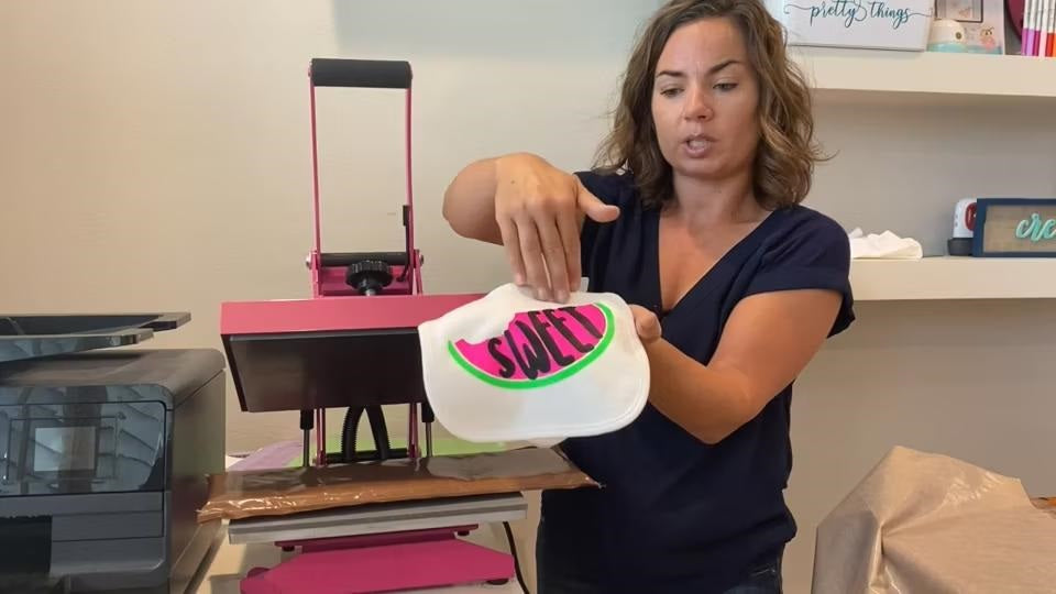 Layering Multicolor HTV With Cameo 4 - Silhouette U